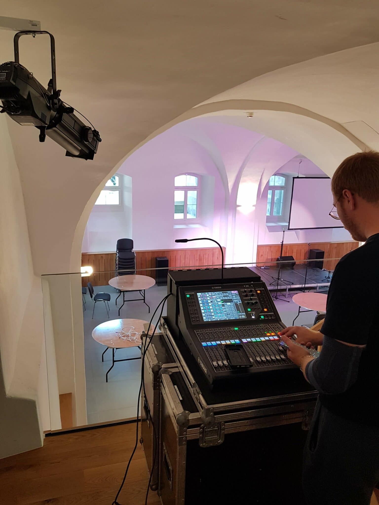 Aula Schule Schloss Kefikon - Matzinger Elektro-Technik AG